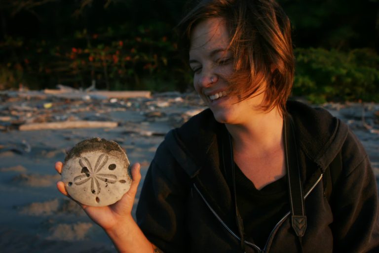 Northern ghost bats (diclidurus albus - Refugio Nacional de Vida ...